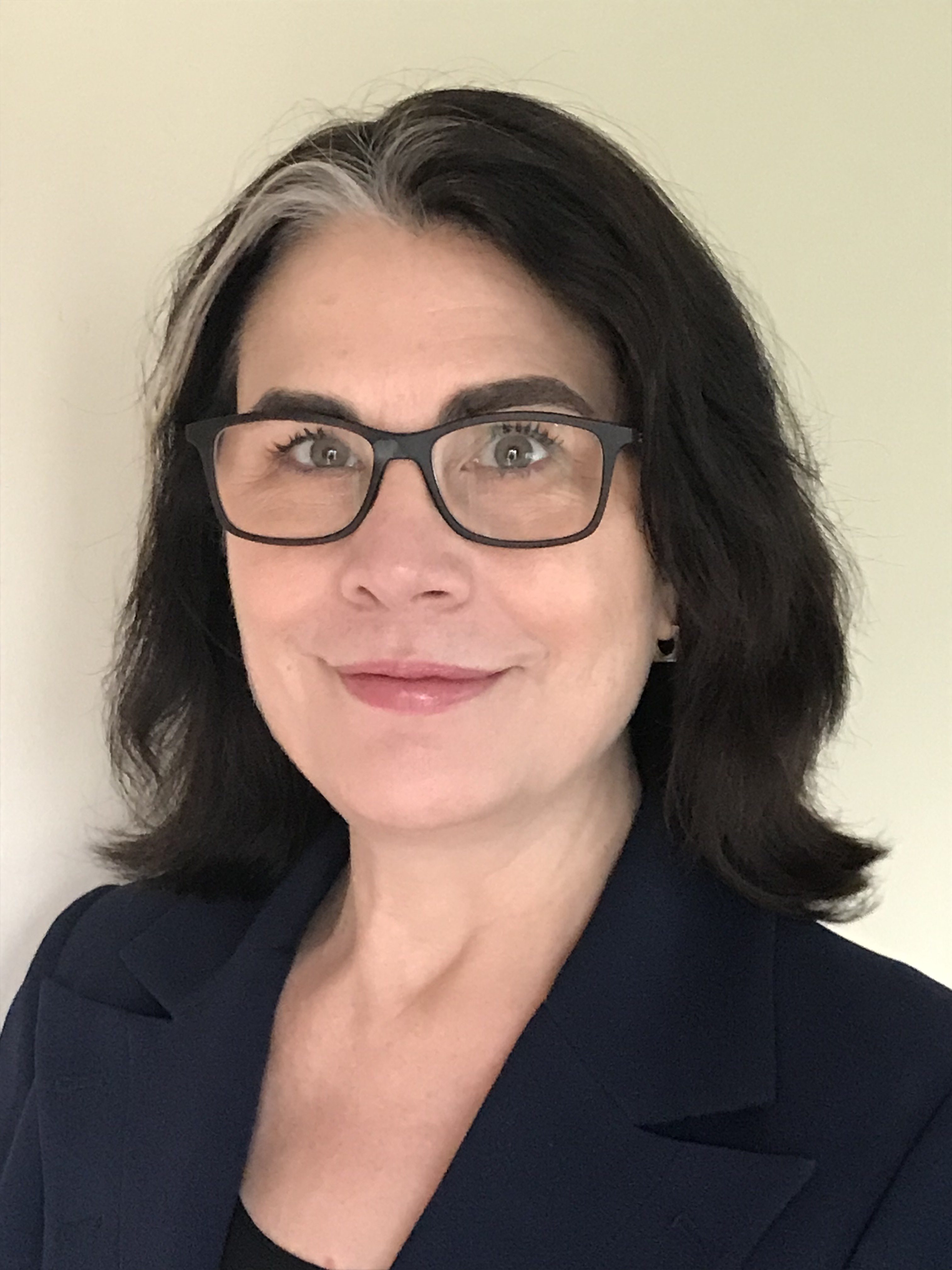 Laurie Crozier's Instagram, Twitter & Facebook on IDCrawl